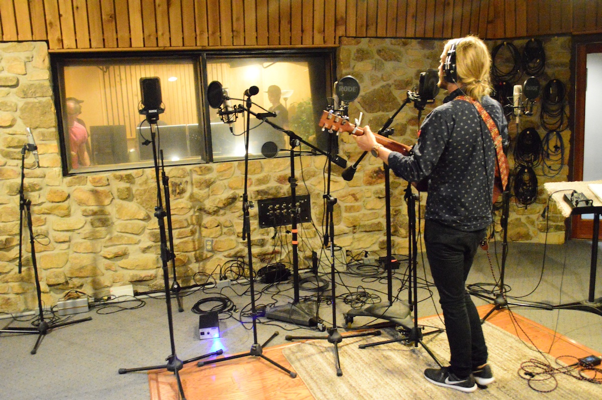 Indianapolis Analog & Digital Recording Studio: Pro Tools | Azmyth